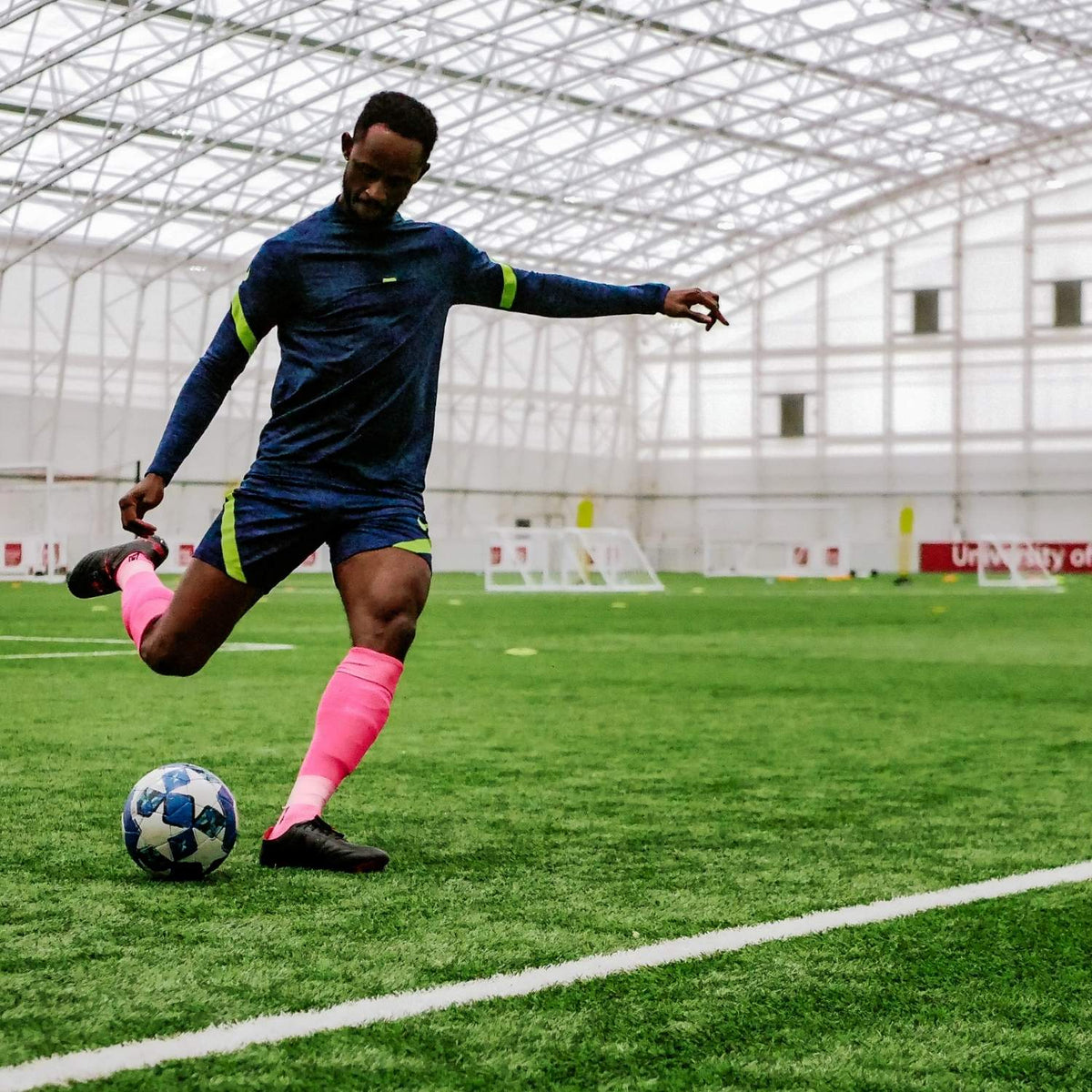 What Tapes Do Football Players Use? An overview