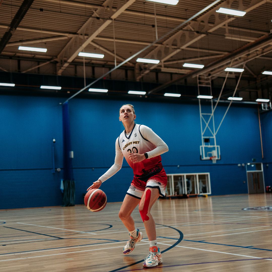 How Jenna Hoschouer Uses Tape for Basketball